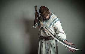Cristian Iamandi, the blacksmith who creates Dacian weapons ...