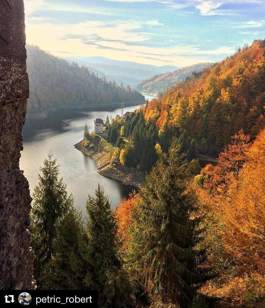 15 amazing photos of Romania in the autumn – positivenewsromania.com
